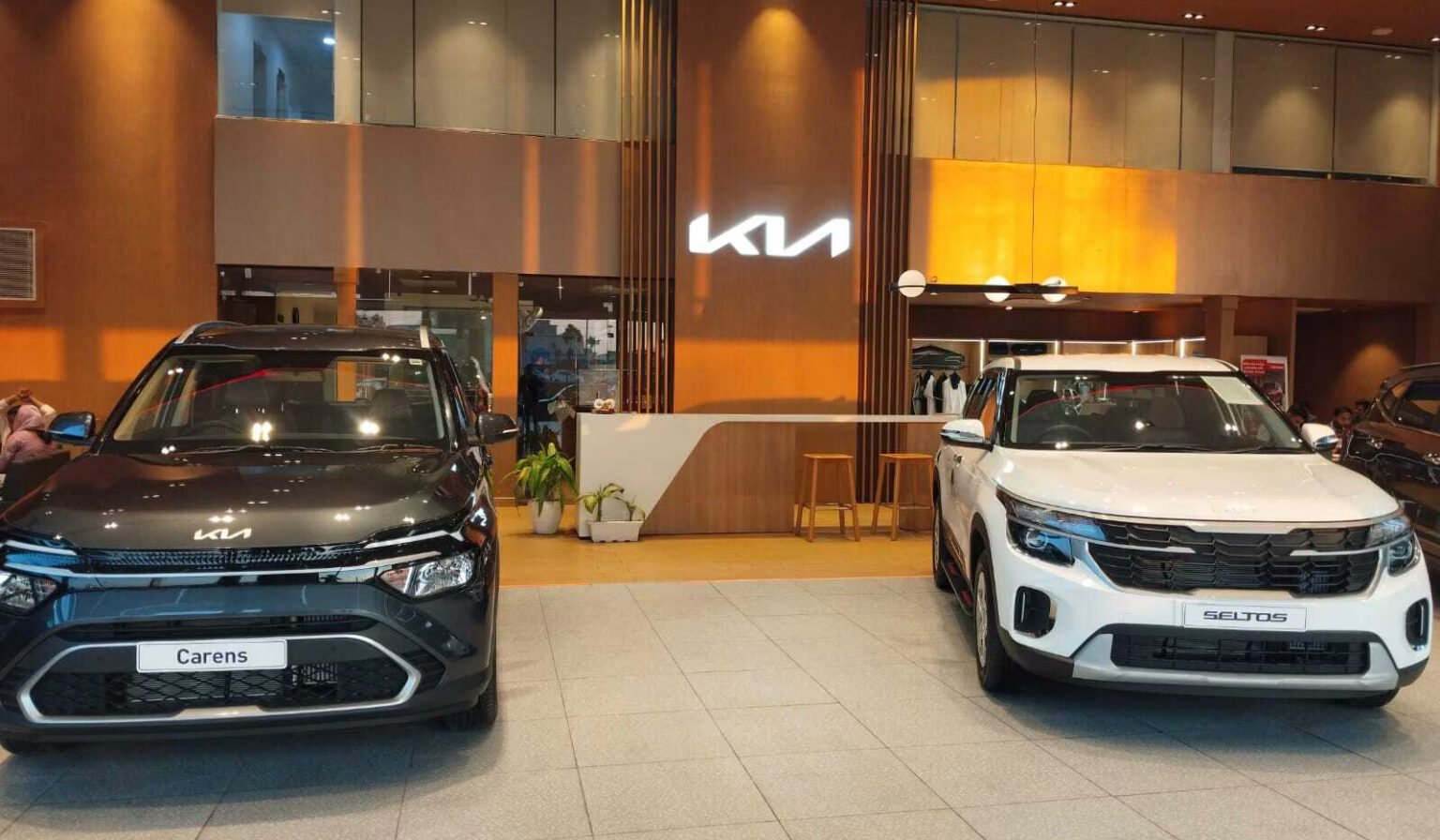 AM KIA - AM Group